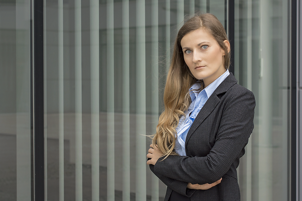 dr Justyna Głębocka – Adwokat i Specjalista w Sporach Sądowych